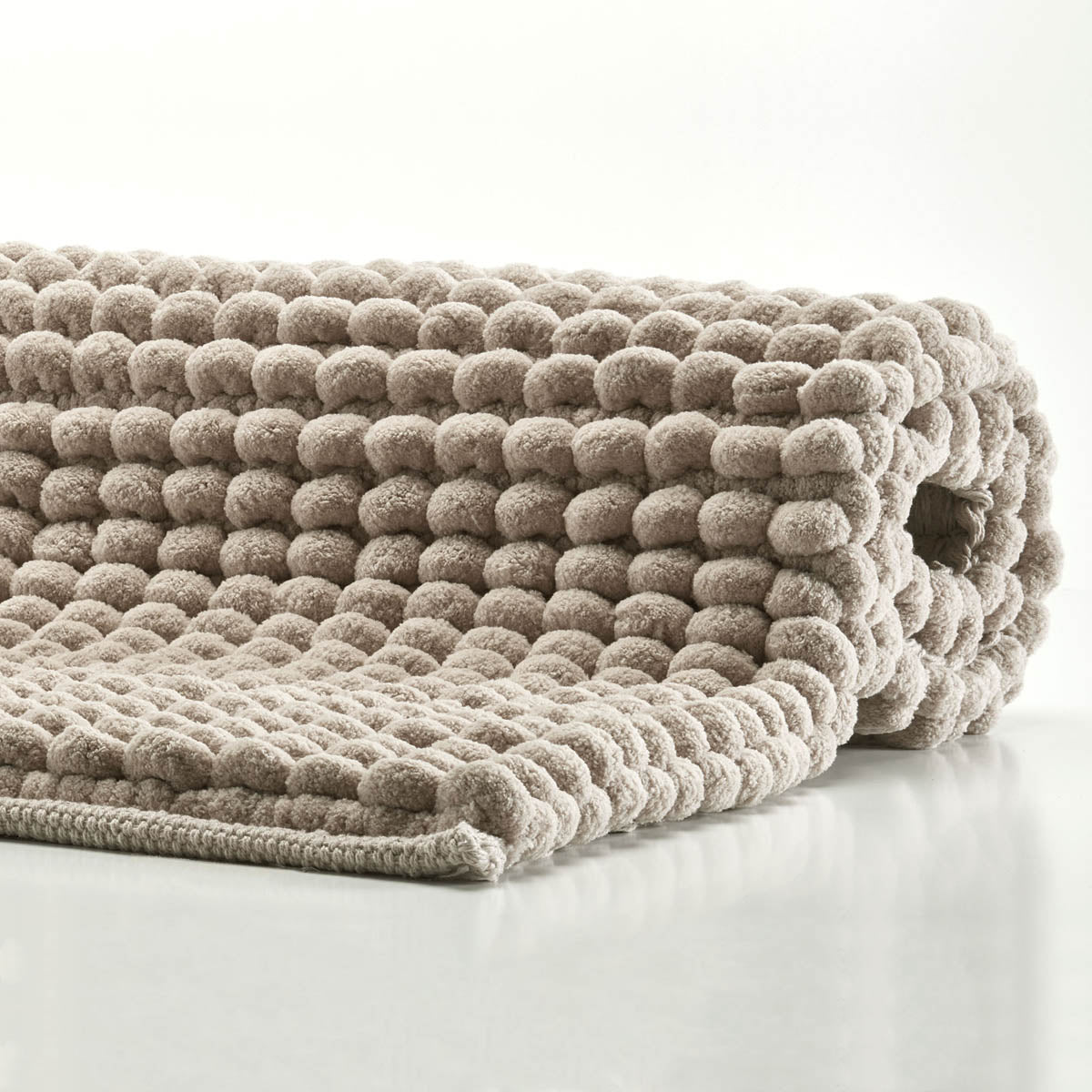 Axel - Bath mats – Aquanova